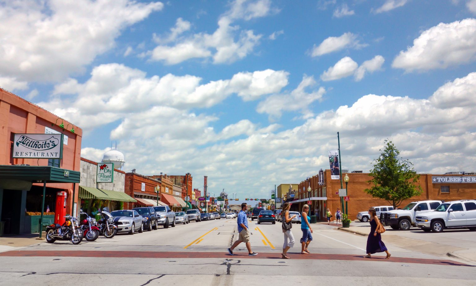 Grapevine downtown - Armed Forces Reunions Incorporated